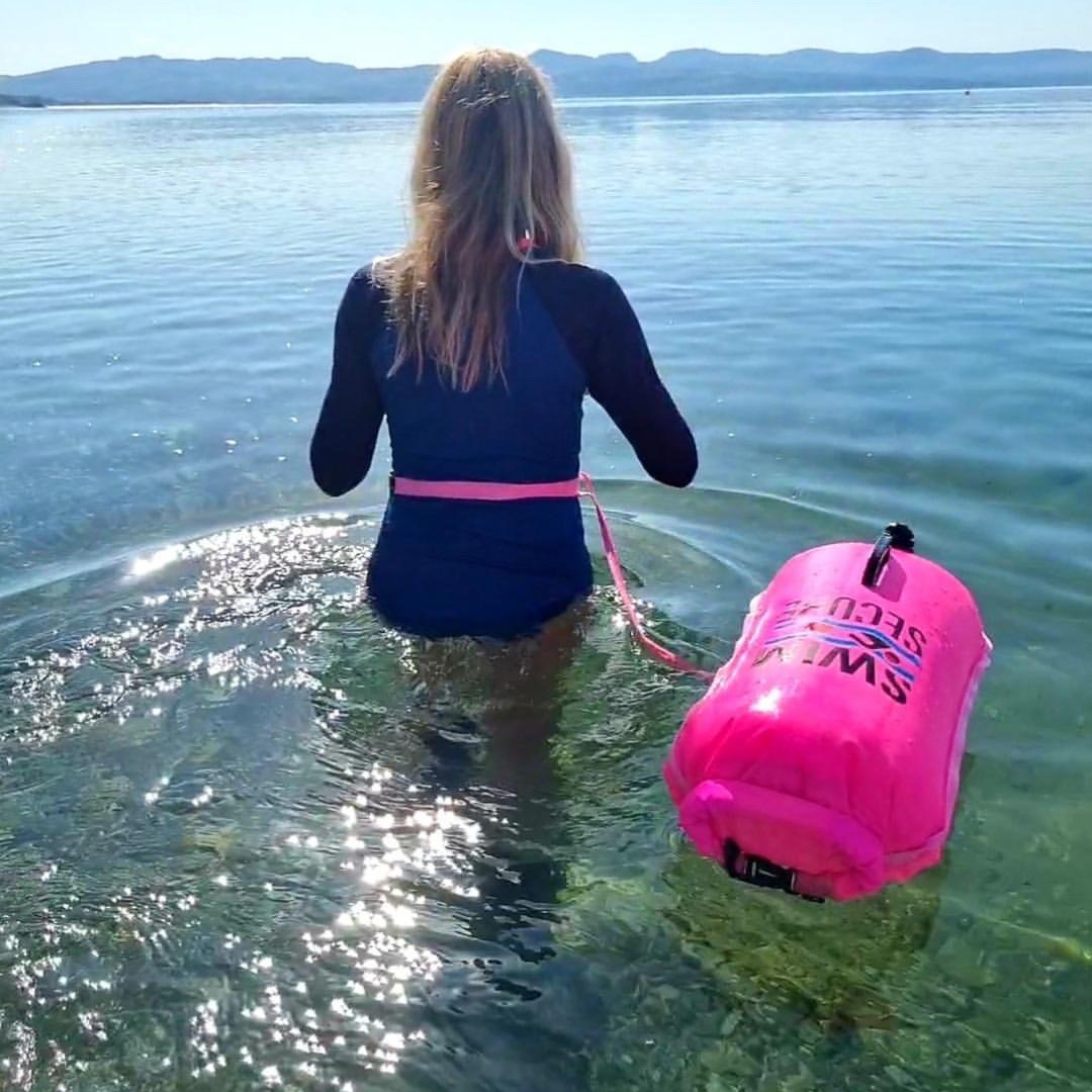 Tips on how to acclimatise safely open water swimming in cold water ...